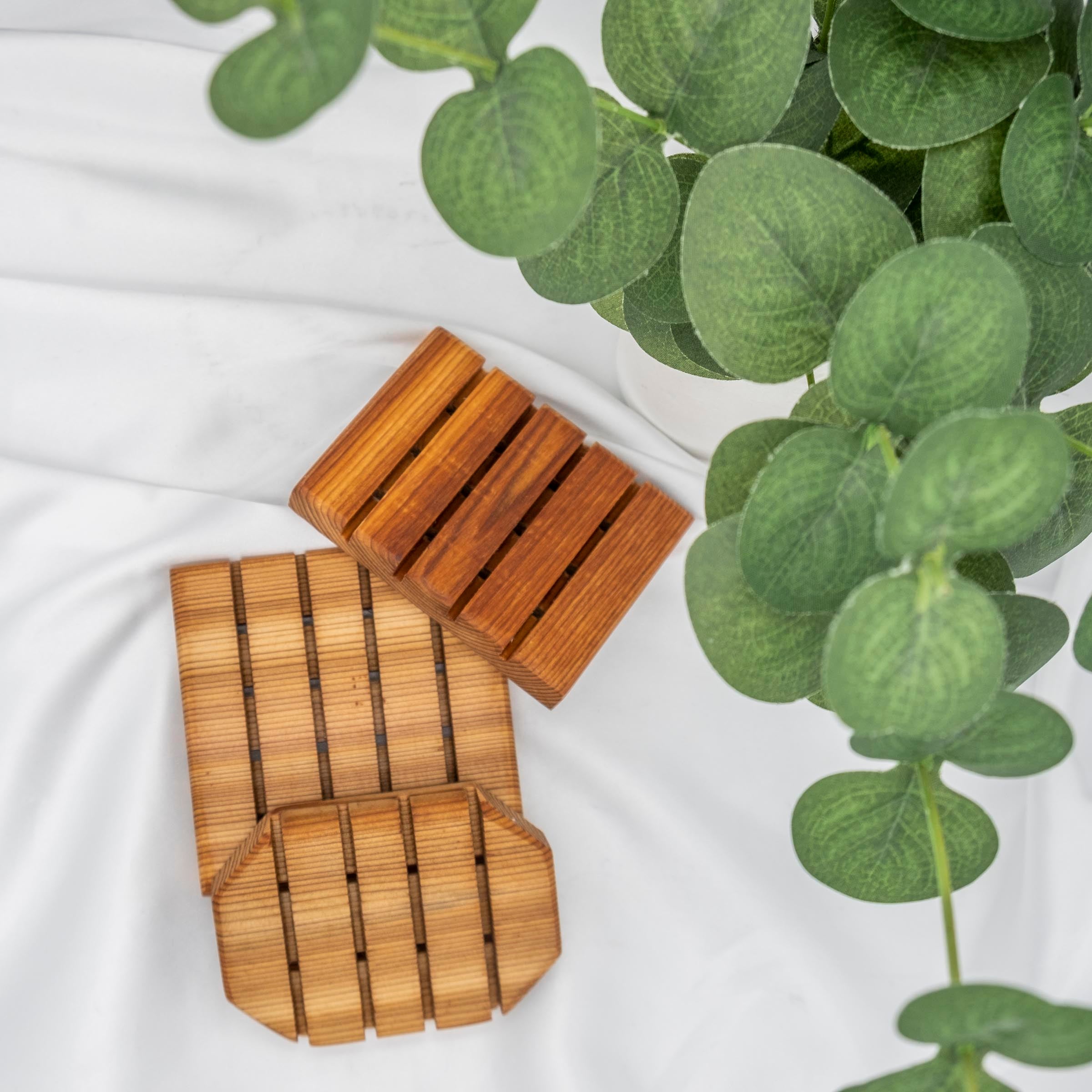 Minimalist Rustic Soap Dish - Cedar Wood | Milieu Market